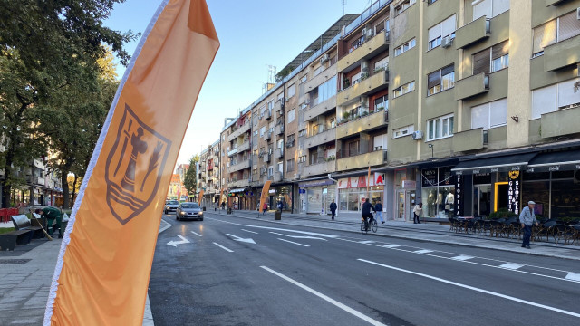 Potpisan ugovor za nabavku i montažu javne i kandelaberske rasvete u ... Potpisan ugovor za nabavku i montažu javne i kandelaberske rasvete u ...